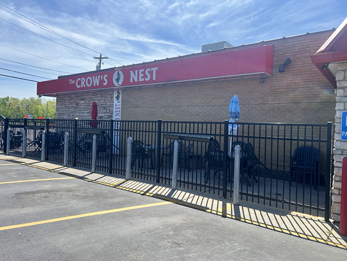 Outdoor seating that catches Ohio's precious sunny days. The fence creates a cozy boundary between your meal and the outside world.