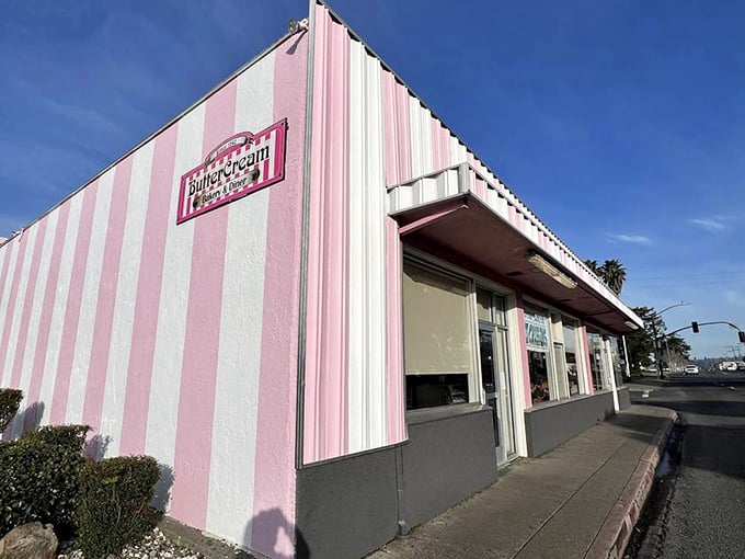 The pink-and-white stripes aren't just a paint job&mdash;they're a beacon calling to hungry travelers: "Salvation in donut form awaits within!"