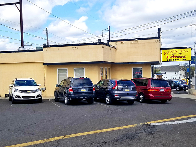 The parking lot tells the story &ndash; locals and visitors alike making the pilgrimage to this unassuming temple of comfort food in Glenside.