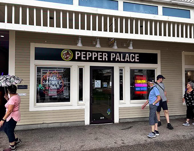 Pepper Palace promises a free sample bar that's essentially a culinary dare&mdash;your taste buds will remember this North Conway adventure for days.