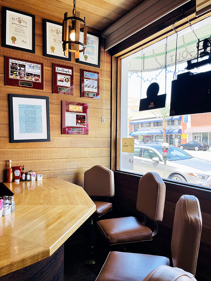 Window seats where you can people-watch while pretending to read the awards and accolades that tell you what locals already know &ndash; this place knows breakfast.