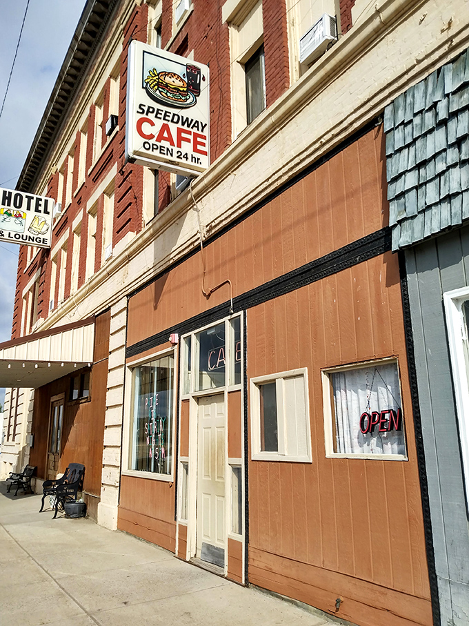 The Speedway Cafe's 24-hour promise means pancakes at midnight aren't just a dream&mdash;they're a delicious reality in Forsyth.