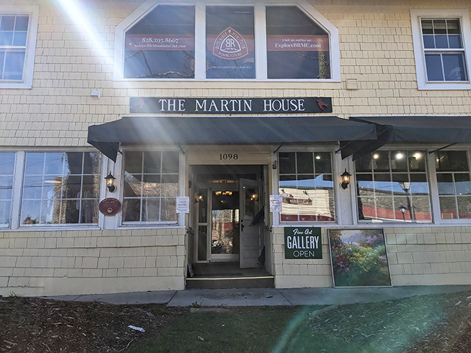 The Martin House Gallery offers art with a side of mountain charm&mdash;like finding a museum where you least expected one.