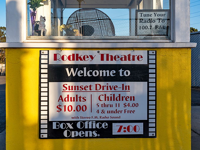 "Tune Your Radio To 100.7 FM"&mdash;simple instructions for modern audio that replaced those classic window-hanging speakers of yesteryear.