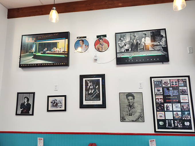 The walls tell stories of American pop culture&mdash;Elvis, The Beatles, and classic films watch over your meal like old friends.