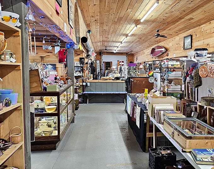 Wooden walls lined with memories-in-waiting, this aisle offers everything from practical kitchenware to the painting that will complete your living room.