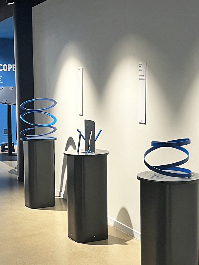 These seemingly simple sculptures transform into completely different shapes when viewed from various angles&mdash;proof that perspective is everything.