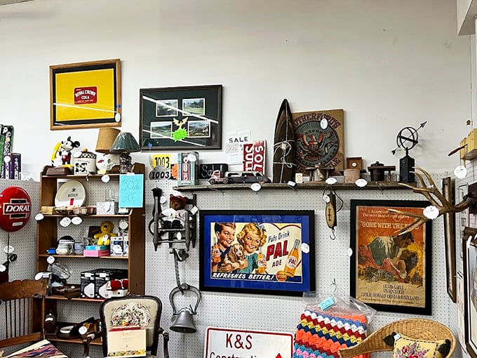 Vintage advertising tells America's consumer story&mdash;from Pabst signs to classic movie posters that once enticed theater-goers.