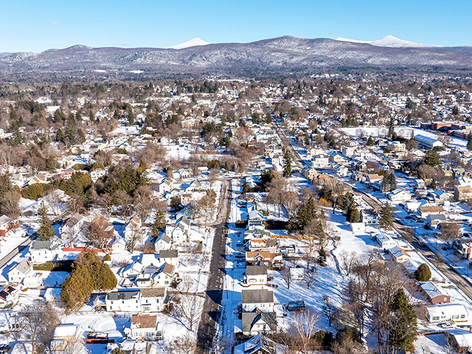 From above, Rutland reveals its perfect scale&mdash;large enough for amenities, small enough to feel like home within your first month.