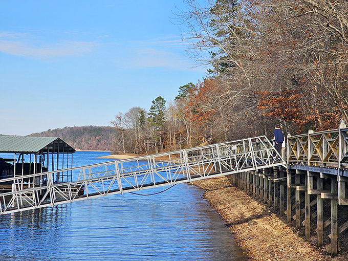 The gangway to happiness. This path leads to adventures on Pickwick Lake that city folks pay therapists to hear about.