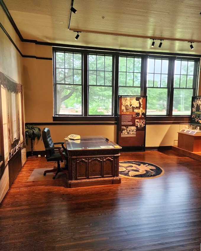 A recreated office space shows where important decisions were made, history unfolding in small-town Georgia.