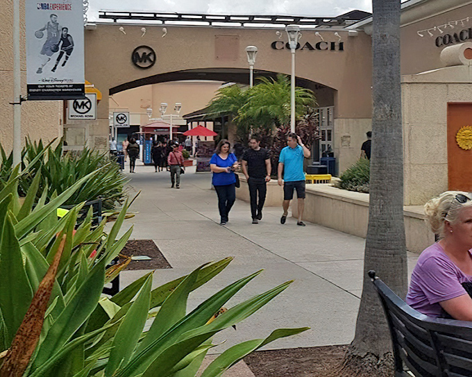 Designer alleyways between Coach and Michael Kors create the perfect runway for showing off your new purchases. Fashion's victory lap.
