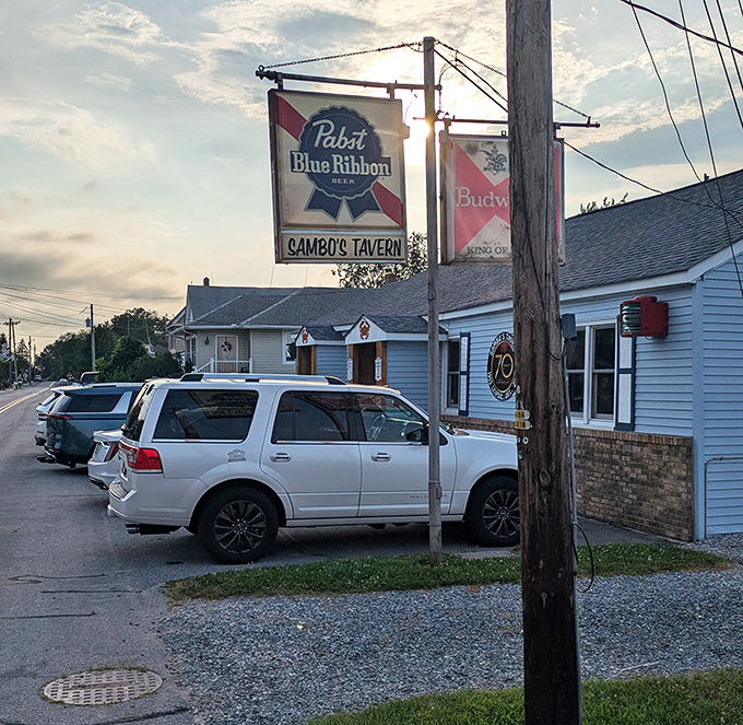 When the gravel parking lot looks like this, you know the locals have already figured out what visitors are just discovering.