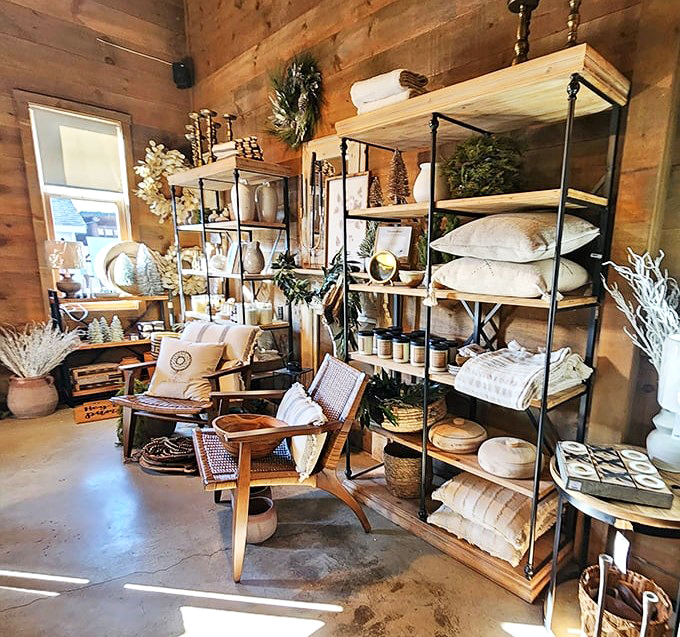 Modern farmhouse style wasn't born on Pinterest but in places like this, where rustic meets refined in a display that would make Joanna Gaines swoon.