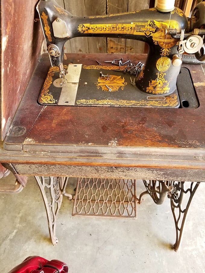 A Singer sewing machine that's witnessed the creation of wedding dresses, baby clothes, and probably a few questionable '70s outfits.