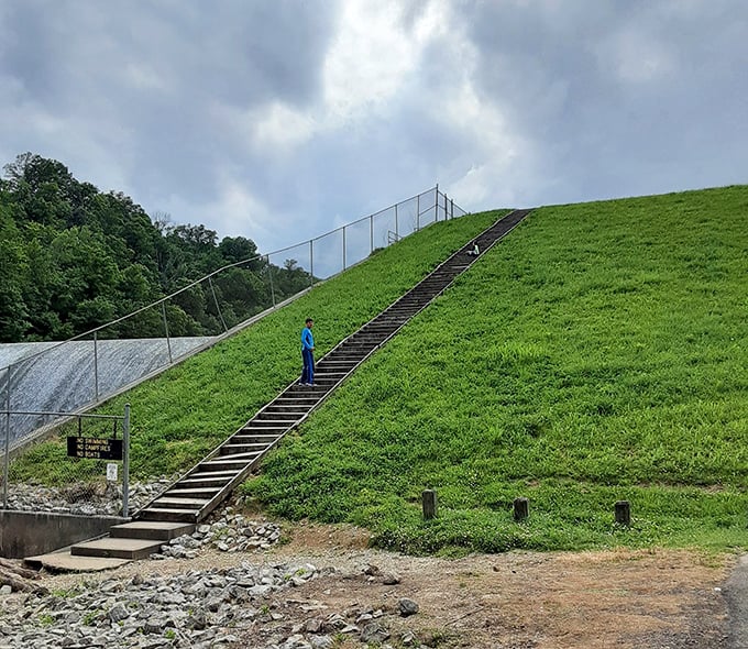 These impressive stairs climbing the dam face aren't just steps&mdash;they're a stairway to breathtaking views.