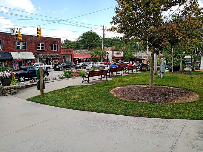 Blowing Rock's charming downtown features green spaces with benches where visitors can relax and enjoy mountain town life.