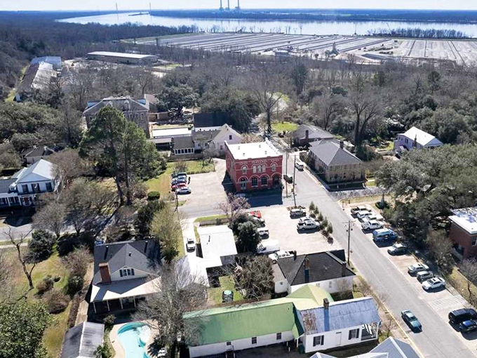 From above, St. Francisville reveals its perfect positioning along the Mississippi, a strategic location that's shaped its history since the early 1800s.