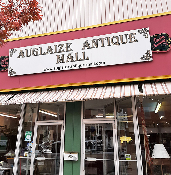 The Auglaize Antique Mall beckons treasure hunters with promises of yesterday's cherished items waiting for tomorrow's stories.