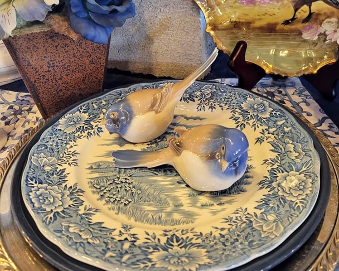 These ceramic birds perched on fine china tell a story of American dining rooms past. Someone's grandmother cherished these&mdash;will you be next?