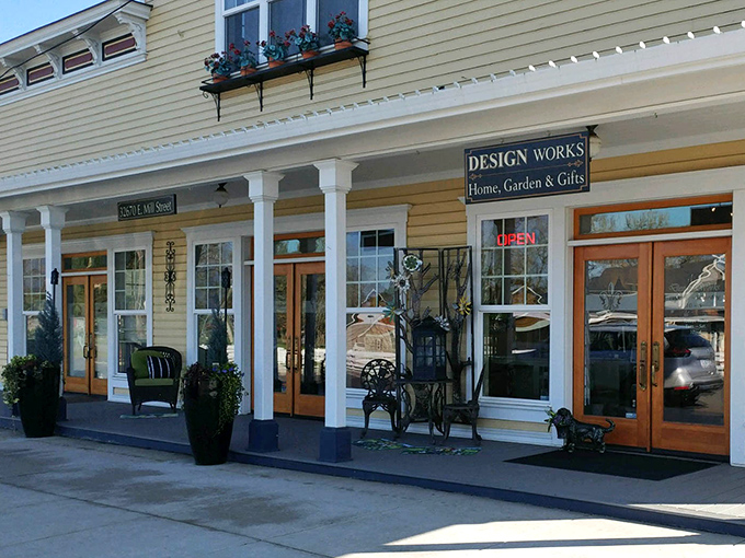 Design Works showcases how yesterday's treasures enhance today's homes. Those garden ornaments practically beg to come home with you.