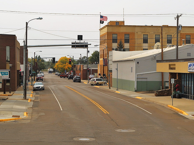 Downtown Glasgow's wide streets and historic buildings create a real-life time capsule where parking remains blissfully stress-free.