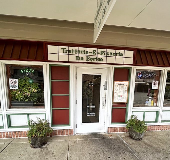 The entrance says "no-nonsense Italian eatery," but the food inside speaks the international language of deliciousness.