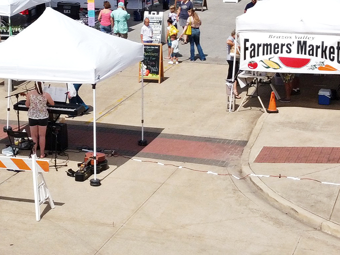 The Farmers Market brings together neighbors, fresh produce, and the kind of community spirit money can't buy.