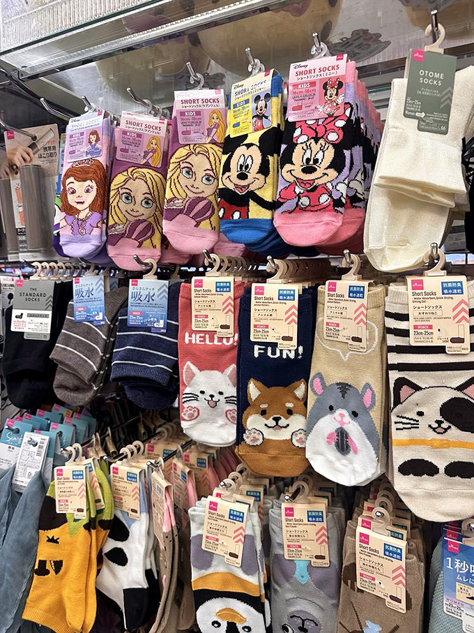 Socks that turn everyday walking into character cosplay. Mickey Mouse for your left foot, Shiba Inu for your right? Why not!