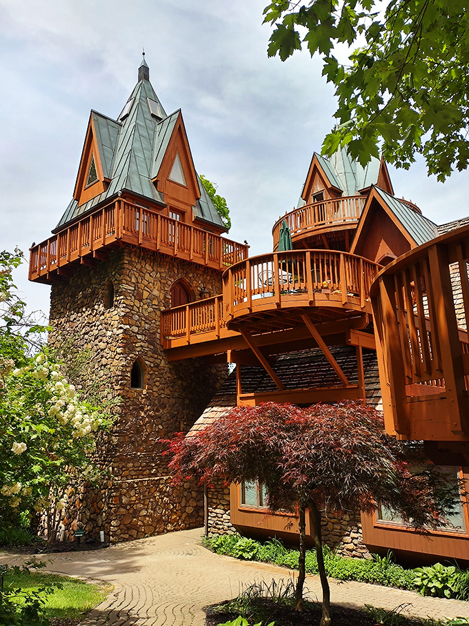 Landoll's Mohican Castle stands as proof that fairy tales can happen in Ohio, where storybook architecture meets Midwestern hospitality.