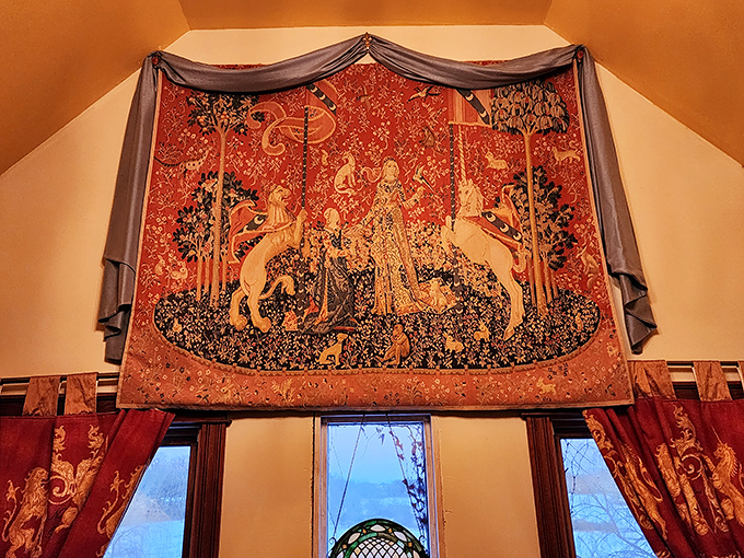 Medieval eye candy! This stunning tapestry depicting "The Lady and the Unicorn" brings centuries-old artistry to the Illinois countryside.