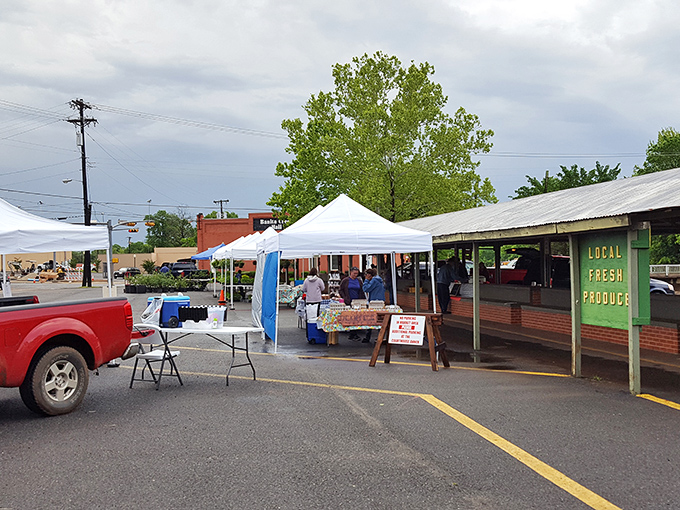 The farmers market proves the best shopping doesn't need marble floors or fancy lighting&mdash;just honest produce and the people who grew it.