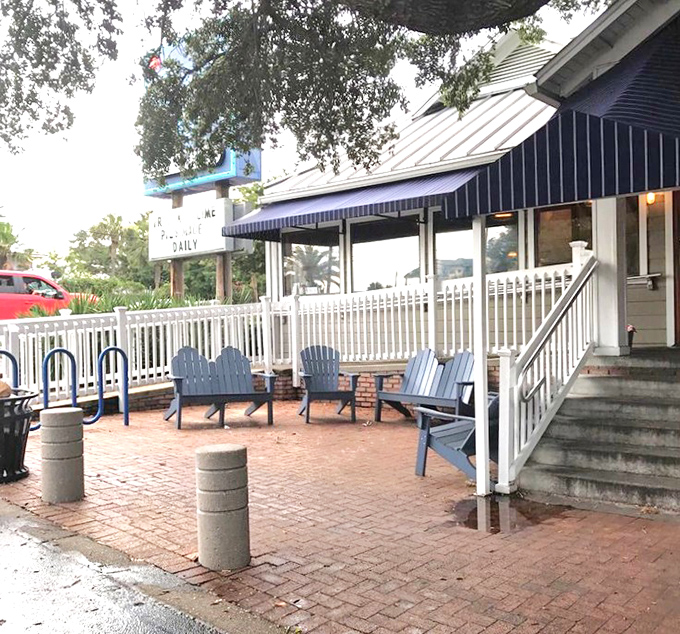 The outdoor seating area&mdash;where the Florida morning air makes everything taste better and diet plans go to vacation.