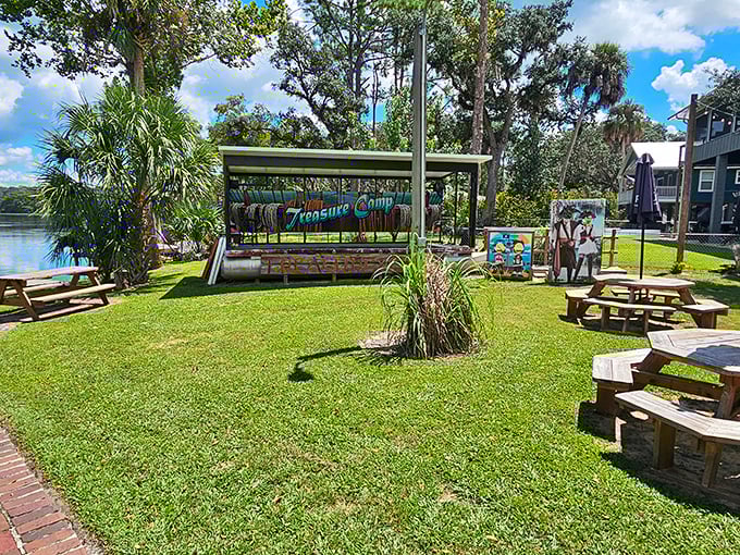 Outdoor seating with a view that no interior designer could replicate. Mother Nature doesn't charge extra for her riverside landscaping services.