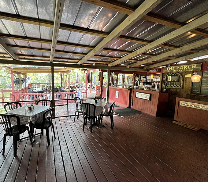 The covered deck offers the best of both worlds&mdash;protection from sudden Florida showers while still letting that fresh air circulate around your sandwich-induced happiness.