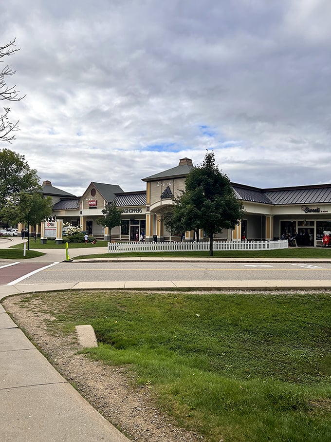 The village-style architecture of Settlers Green transforms outlet shopping from mundane errand to New England experience, complete with mountain views.