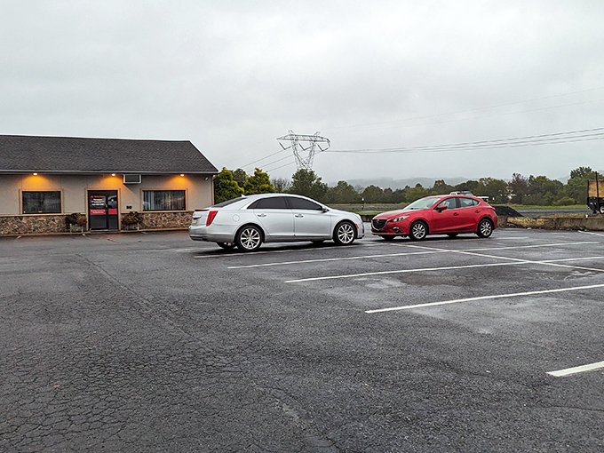 The modest parking lot might not impress, but it promises what matters most&mdash;a short distance between your car and your upcoming food happiness.