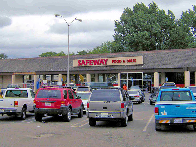 Safeway anchors Willits' shopping scene, proving that even in small-town America, you don't have to sacrifice grocery selection.