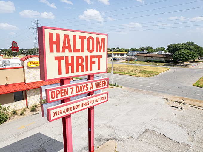 "Open 7 days a week" and "4,000 new items daily"&mdash;words that should be set to triumphant music for serious bargain hunters across Fort Worth.