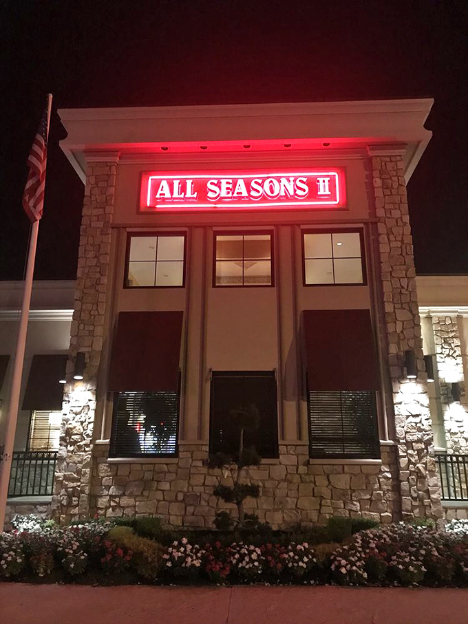At night, the illuminated sign glows like a North Star for hungry travelers. "Follow the red light to pancake paradise," it seems to whisper.