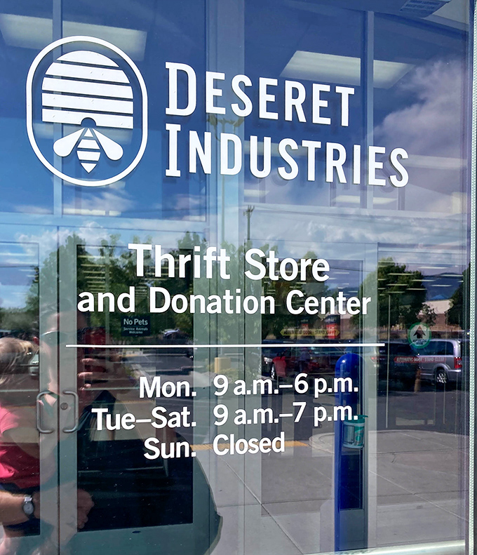 The store hours posted clearly&mdash;because even treasure hunting requires proper planning and a good night's sleep on Sundays.