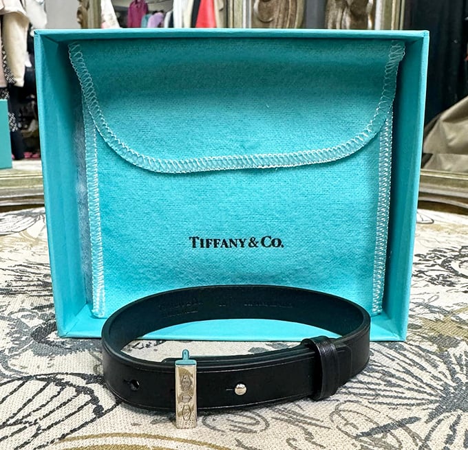 That distinctive Tiffany blue makes hearts flutter, while the sleek leather bracelet offers understated luxury for everyday wear.