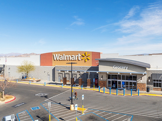 Even in the desert, you'll find familiar shopping comforts&mdash;because sometimes retirement paradise includes being able to buy everything in one stop.