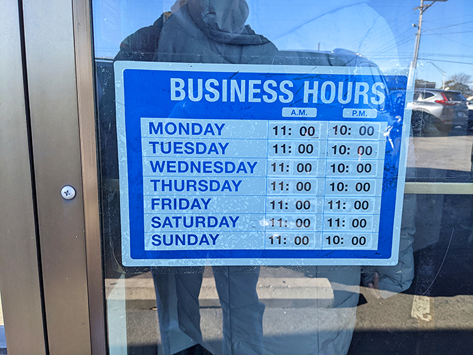 These hours are worth committing to memory. Plan accordingly&mdash;your next cheese fix depends on it.