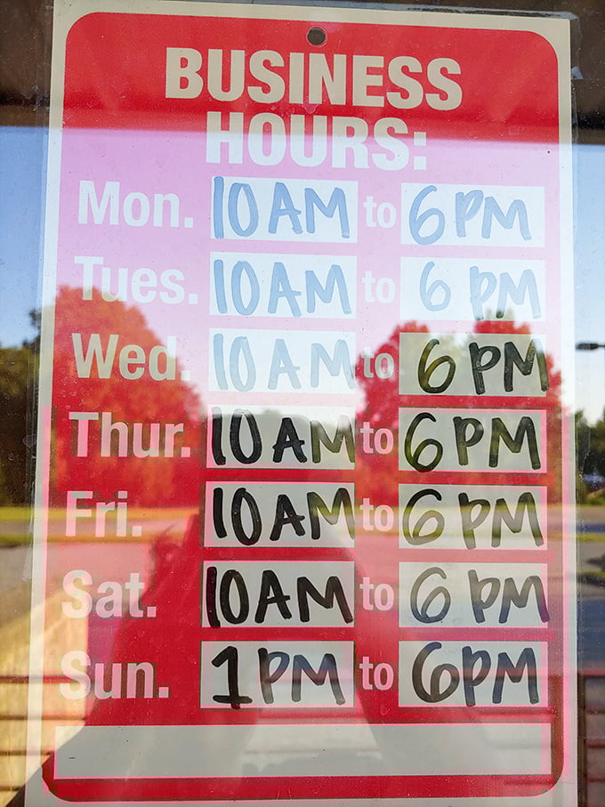 Business hours that accommodate the working thrifter. Even Sunday afternoons are fair game for bargain hunting at Potter's House.