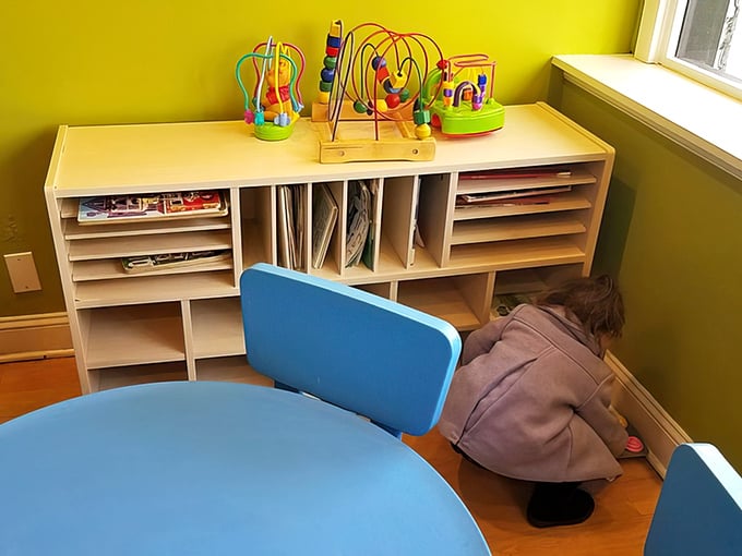 A thoughtful children's corner where little ones can play while parents fuel up &ndash; because raising kids requires strategic carbohydrate consumption.
