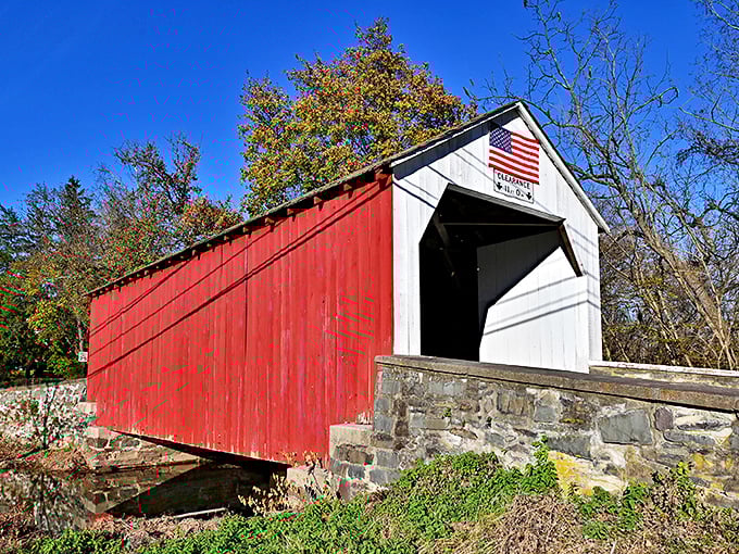 Autumn colors complement the bridge's timeless design. Some attractions need flashy billboards to get your attention&mdash;this one just needs to be itself.