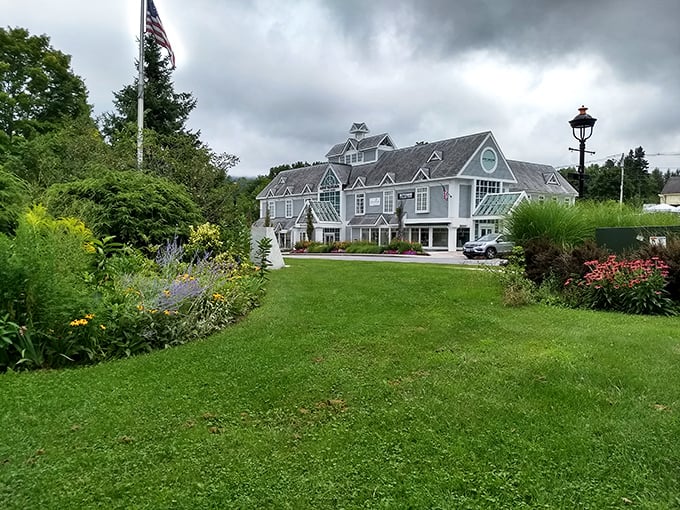 This stately building houses designer treasures while mountains stand guard in the background. Vermont's version of Rodeo Drive, with better scenery.