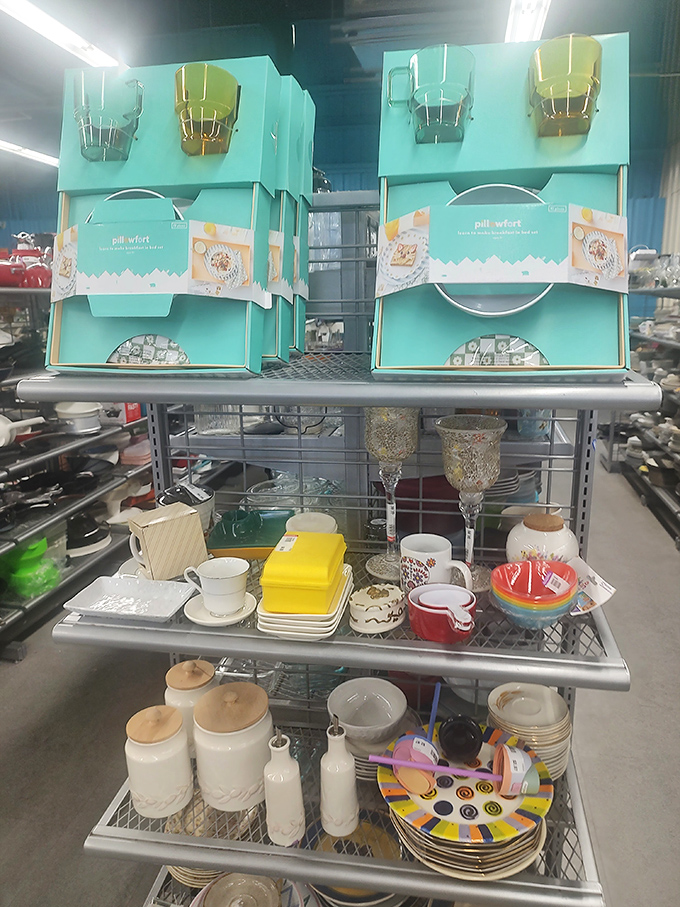 Kitchenware that spans from practical to whimsical. Those colorful plates would make even a simple spam musubi look Instagram-worthy.