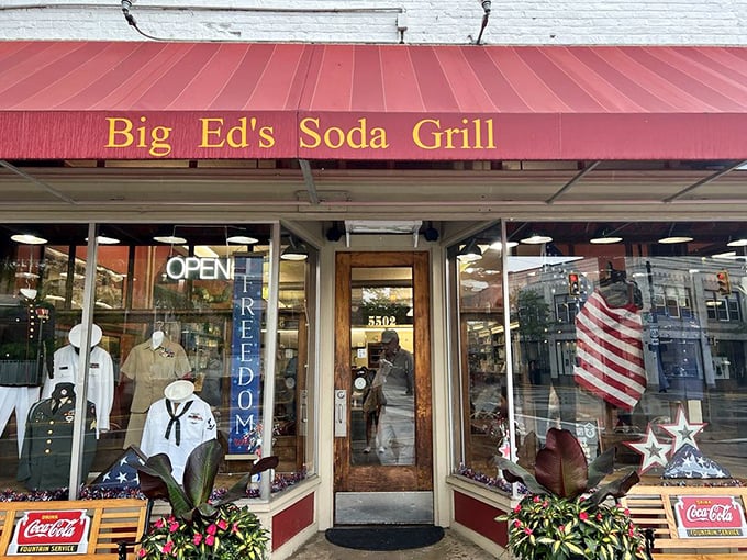 The exterior promises vintage Americana, and unlike most promises these days, this one delivers completely and deliciously.